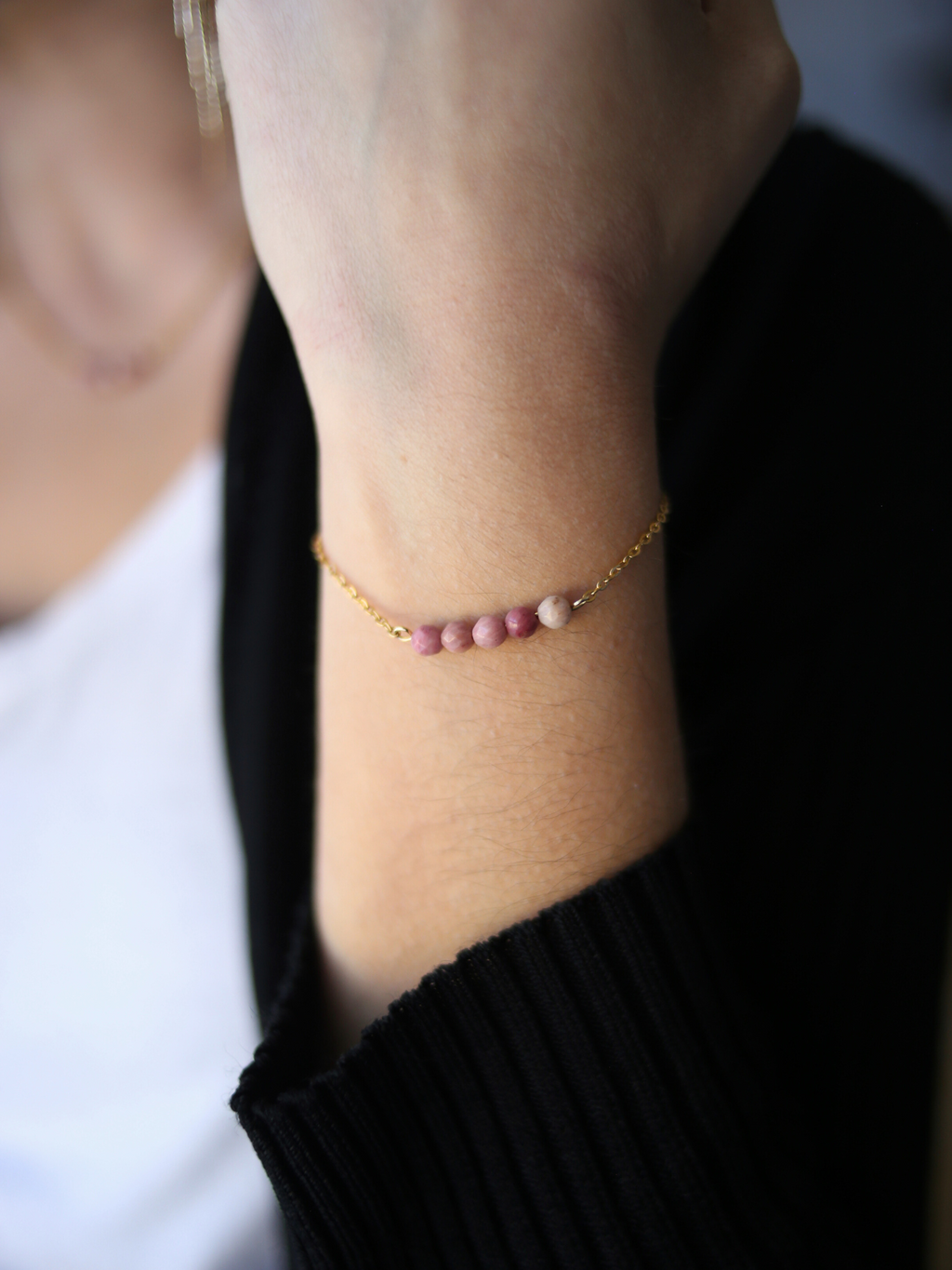 Rhodonite Bracelet - Gratitude Dainty Chain – WonderLight Jewelry